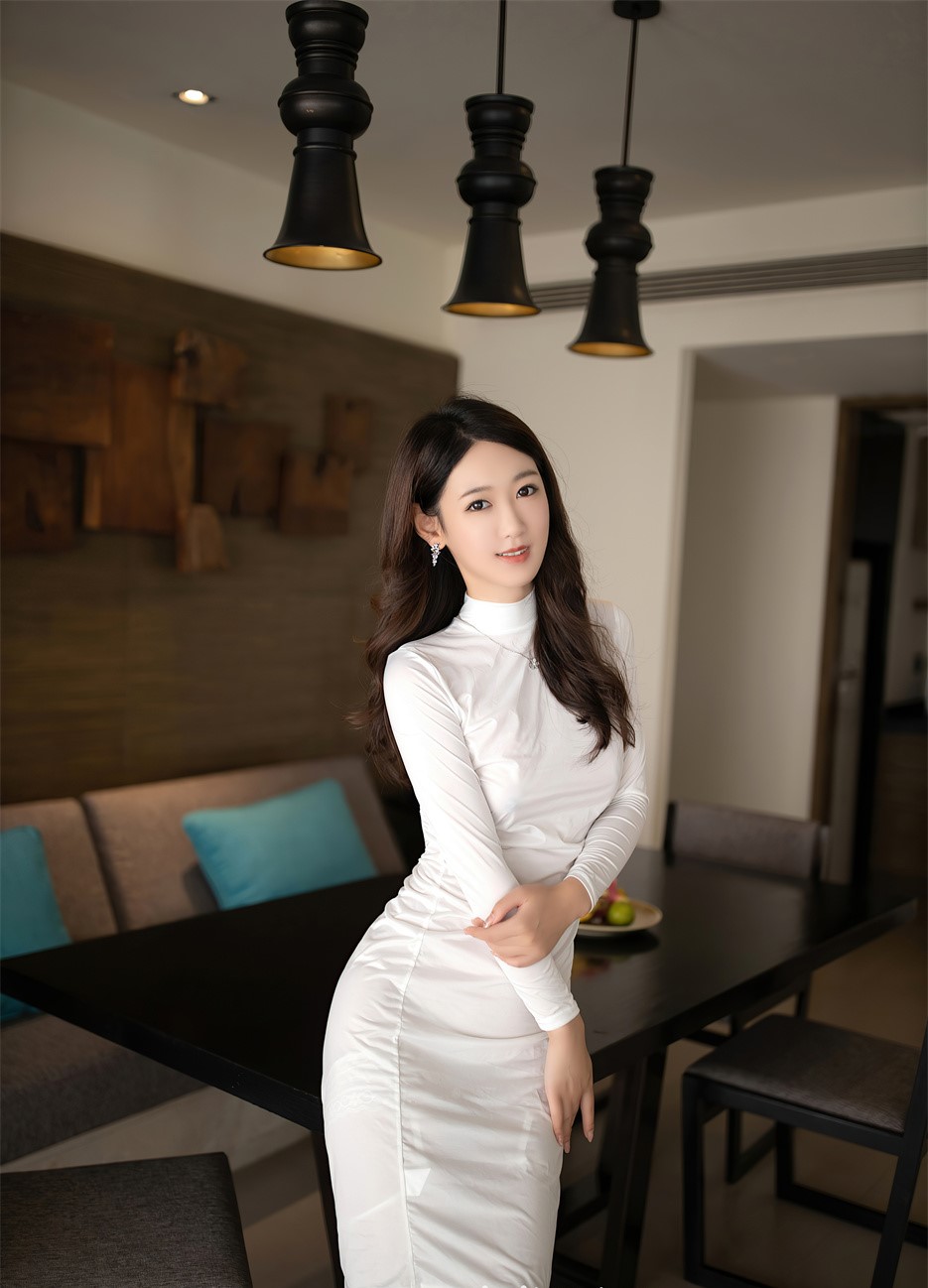 [秀人网] 2024.02.19 NO.8110 唐安琪 白色高领连衣短裙[80P/645MB]-九月乐园